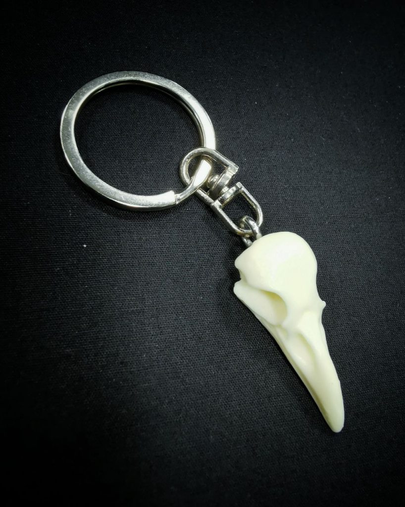 Mystery Creation Schlüsselanhänger Rabenschädel plain - Nyctophilia ...