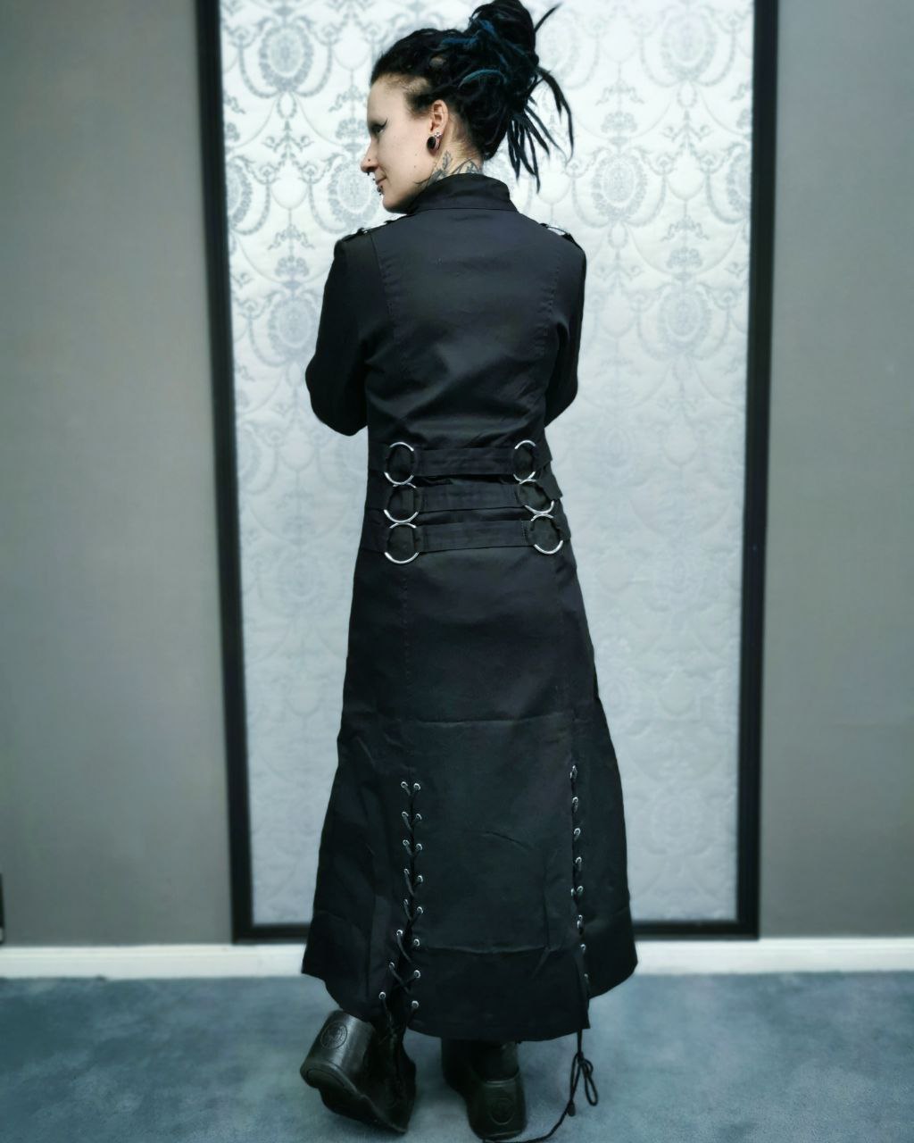 Black Pistol Ring Coat - Nyctophilia Gothic Shop Hamburg