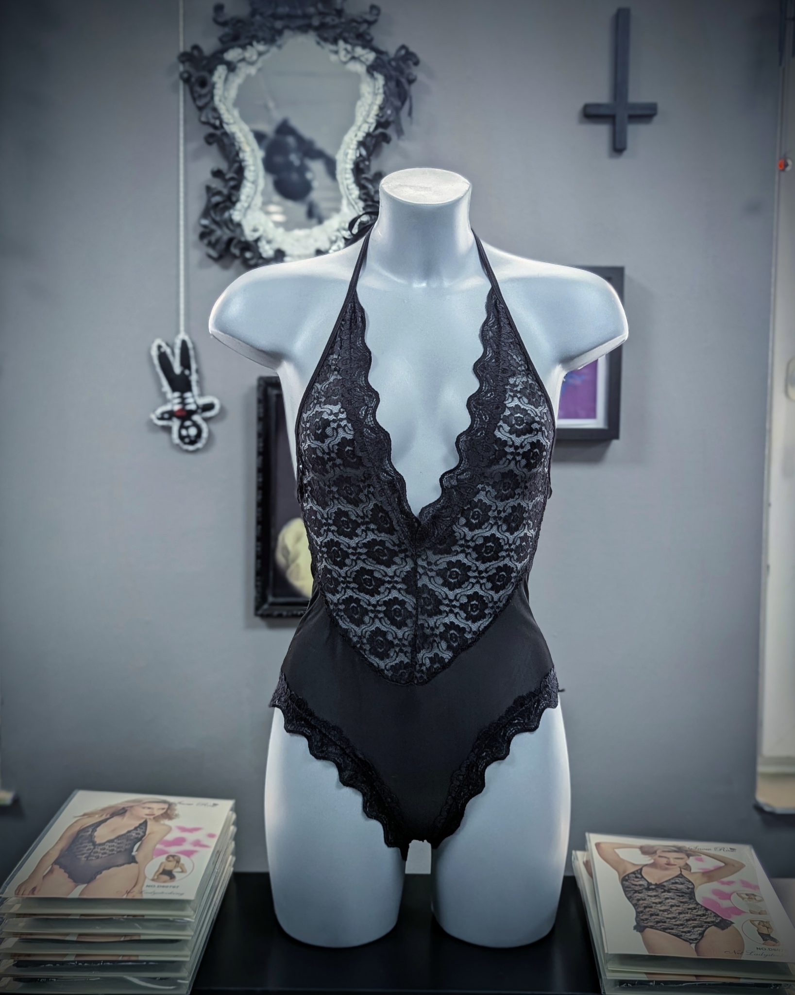 Nyctophilia Gothic Shop Hamburg - Willkommen in Deinem Gothic Shop!